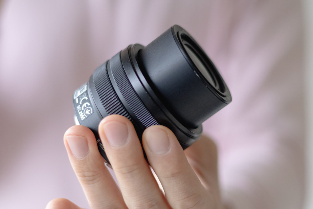 【レビュー】SEL2860を1ヶ月使い倒して分かった4つのデメリット | モノスクラム